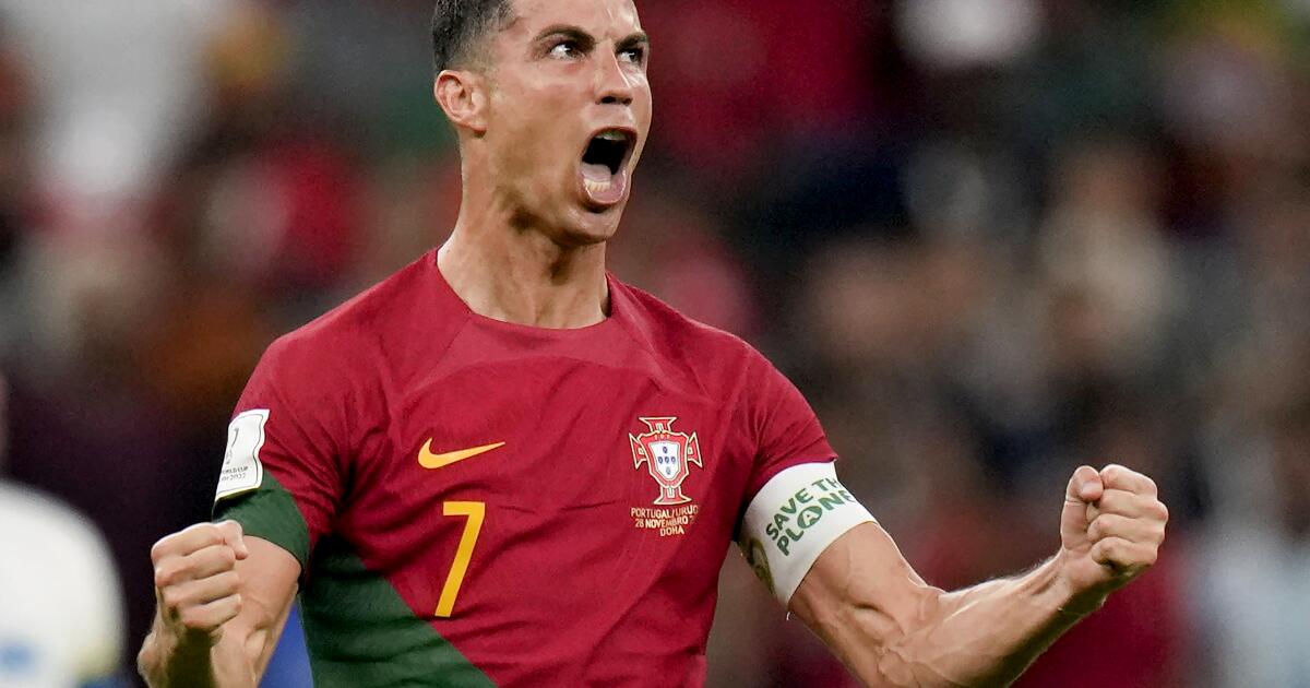 Cristiano Ronaldo Assina Contrato Multimilionário Com O Al Nassr Da